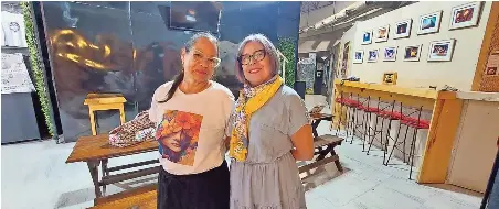 Comparten su gusto por los libros - PressReader