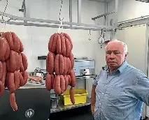 Sausages for tourists in Tuatapere - PressReader