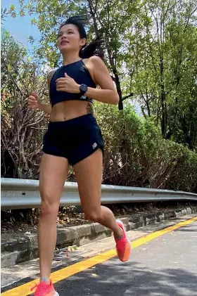 Woman ON THE RUN - PressReader