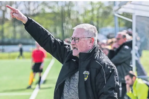 Thomas Geist bleibt Coach der SV Hö.-Nie. - PressReader