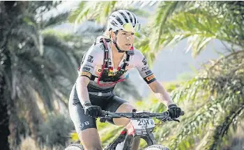 “En pleno desierto grito, lloro... ¡pero jamás tiro la toalla!” - PressReader