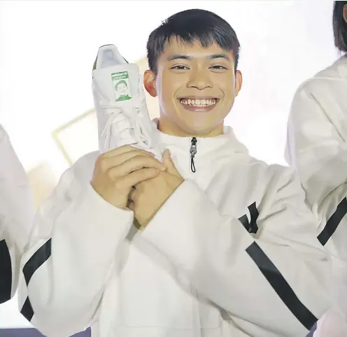 THE PARTY’S NOT OVER YET - PressReader