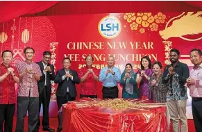 NEXUS OF COMMUNITY, COMMERCE AND CONVENIENC­E - PressReader