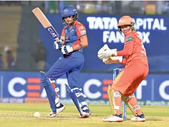 Karun and Wadkar dig deep to thwart Mumbai - PressReader