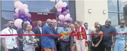 Teleperfor­mance opens door to 800 new jobs - PressReader