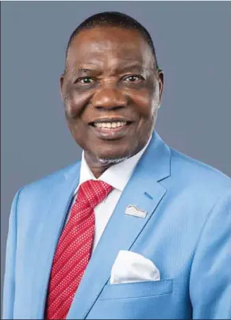 CITYSTRING­S Garlands for Salawudeen, Int'l Business Icon - PressReader