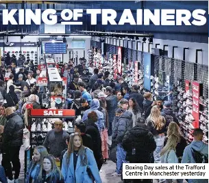 Shoppers out for sales on Boxing Day - PressReader