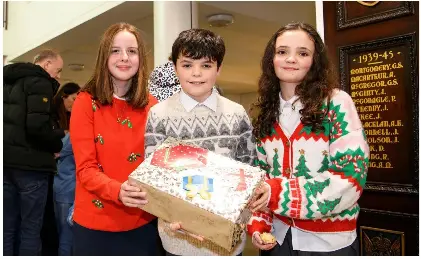 A LIGHT AND BRIGHT CHRISTMAS - PressReader