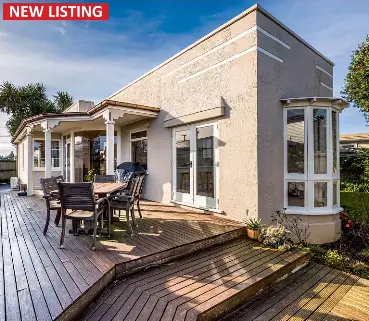 BEAUTIFUL CHARACTER HOME IN PRIME LOCATION - PressReader