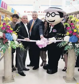 Alianza entre Mr. Special y Office Max - PressReader