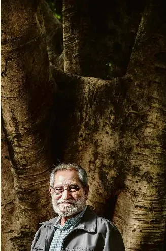 Bolsonaro é ‘apenas o aprendiz’ de Trump, diz o escritor Pepetela ...