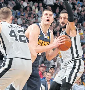 Nuggets rout Spurs as ‘Pop’ ejected after 63 seconds - PressReader