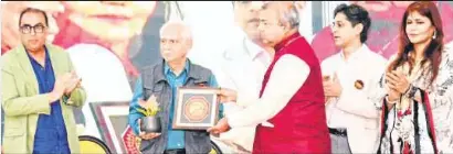 MILESTONES & AWARDS - PressReader