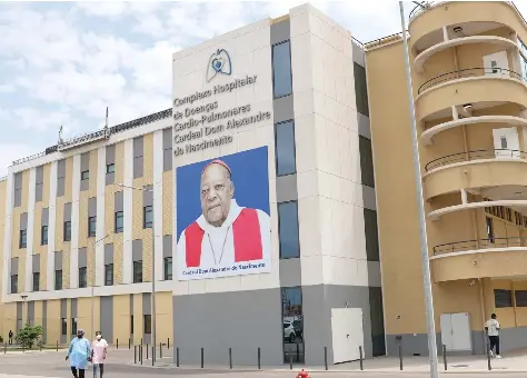 300 cirurgias complexas efectuadas durante um ano - PressReader