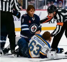 Jets soar in third period of playoff-opening win - PressReader