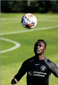 Steinlein klapper i om Sisto - PressReader