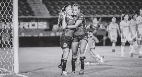 Mazatlán FC Femenil vence en casa al Toluca con un contundent­e juego ...