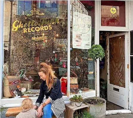 Gifts from near and far at new shop - PressReader