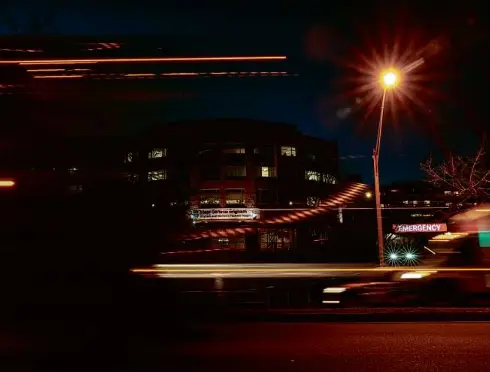 ‘He saw my vulnerabil­ity. I was so desperate.’ - PressReader