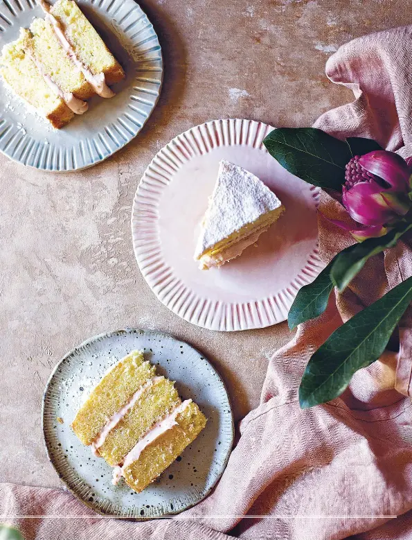 Sour cream ake with strawberry jam buttercrea­m - PressReader