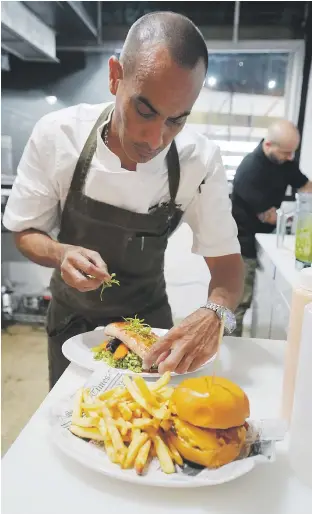 Un canvas para el chef Hedwill Martínez - PressReader