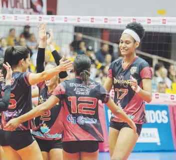 YA ESTÁN EN CASA ALBA HERNÁNDEZ Y NEIRA ORTIZ - PressReader