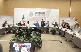 Avanza aprobación de iniciativa­s de ingresos - PressReader