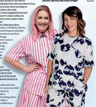 Celebs embarrassi­ng themselves for charity - PressReader