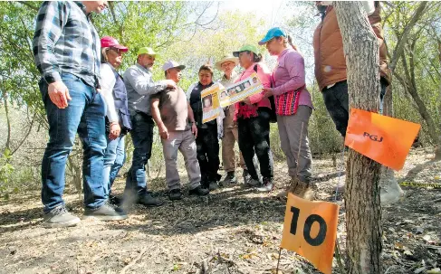 Lebarón se exilia por amenazas - PressReader