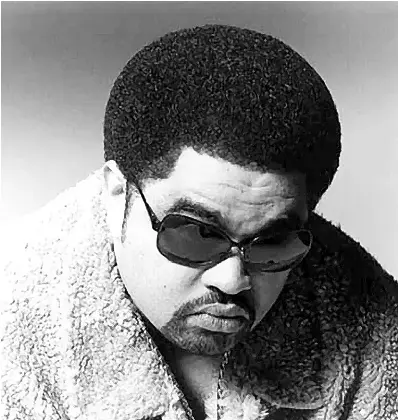Rapper Heavy D honoured with statue in Mount Vernon - PressReader