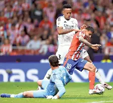 Atletico grabs lastgasp equaliser against Real in interrupte­d Madrid derby - PressReader