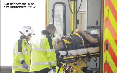 130 BILER KØRTE IND I HINANDE - PressReader