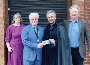 Civic Society donate £7,000 to aid developmen­t of Heritage Centre ...