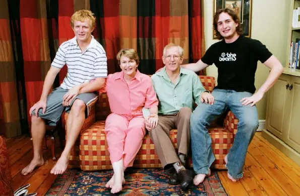 HELEN ZILLE: MOTHER & WIFE - PressReader