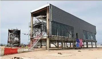 Buttigieg helps mark Concourse D project milestone - PressReader