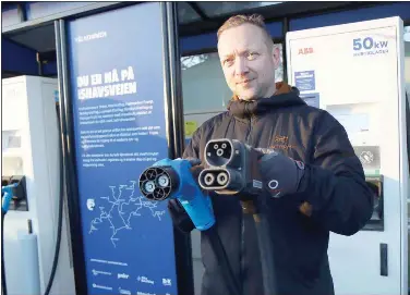 Inviterer til elbildag for familien - PressReader