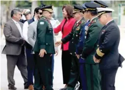 Se retiran de Fuerzas Armadas 35 oficiales - PressReader