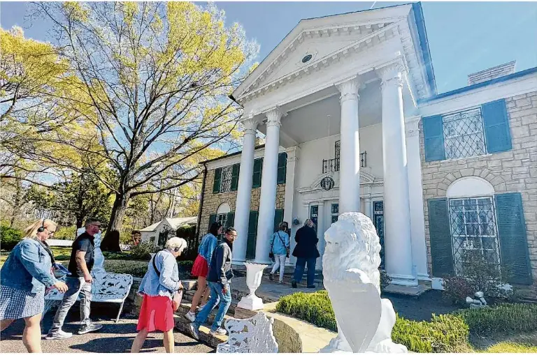 Der King und die Queen of Rock ’n’ Roll - PressReader