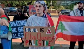 Police accused of ignoring criminalit­y at JW3 protest - PressReader