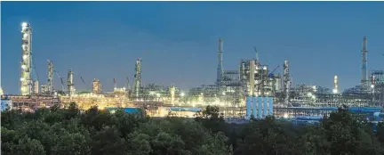 TURNING Johor INTO a DOWNSTREAM oil AND GAS hub - PressReader