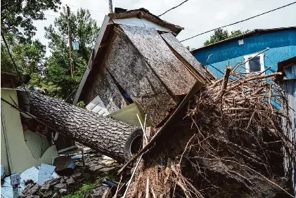 Community still without power, water week after storm - PressReader