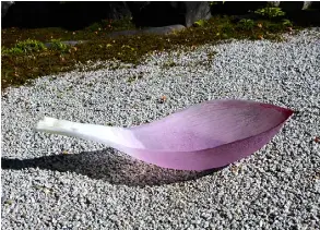 In the Hills of Kyoto, a Glassmaker’s Magical Forest - PressReader