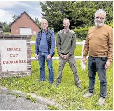 Une randonnée pour ramasser les déchets des routes et des chemins ...