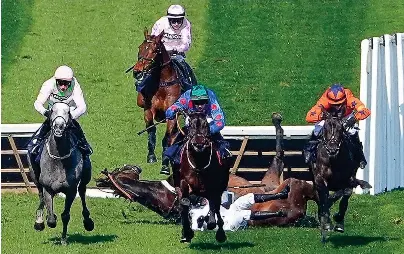 Henderson shattered as his superstar falls AGAIN - PressReader