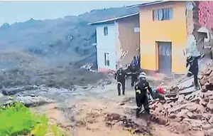 La Perla: tensión por rescate y nuevos deslizamie­ntos - PressReader