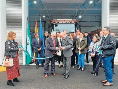 Ya está operativo el nuevo parque de Bomberos de Écija, tras una inversión de más de un millón ...