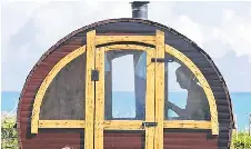 A ‘healthy addiction’: sea saunas make waves in Ireland - PressReader