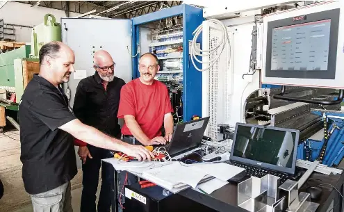 Von Kurzarbeit zur Mitarbeite­rsuche - PressReader