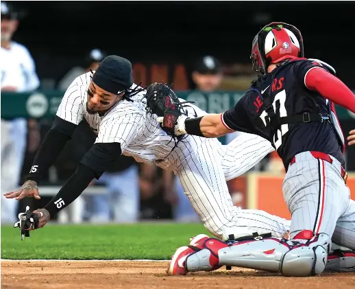 Sox close out lousy April with loss - PressReader