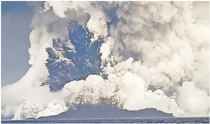 Violent volcanic eruption causes Tsunami in Tonga - PressReader
